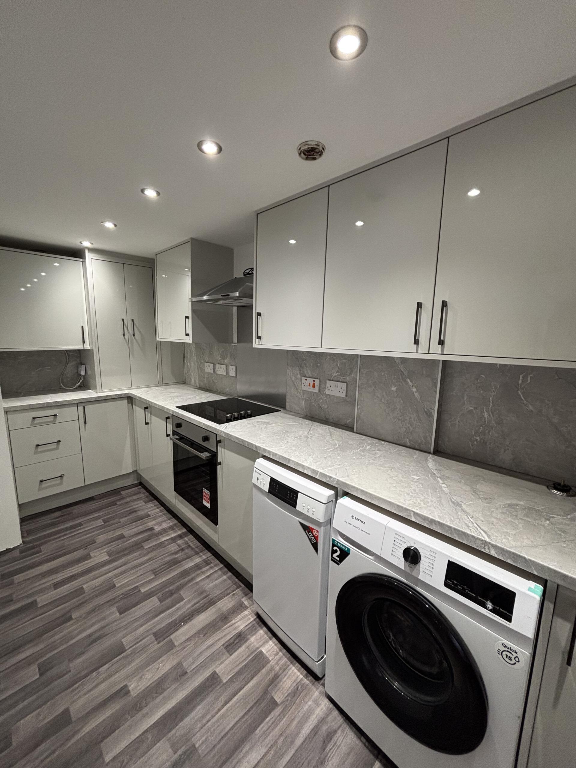 flat 4 66 Victoria Road, Leeds, LS6 1DL - Oasis Properties